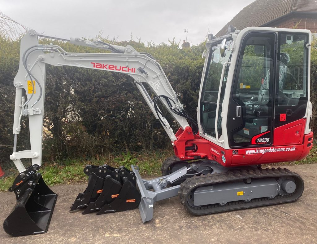 3 Ton Mini Digger - King and Stevens LTD